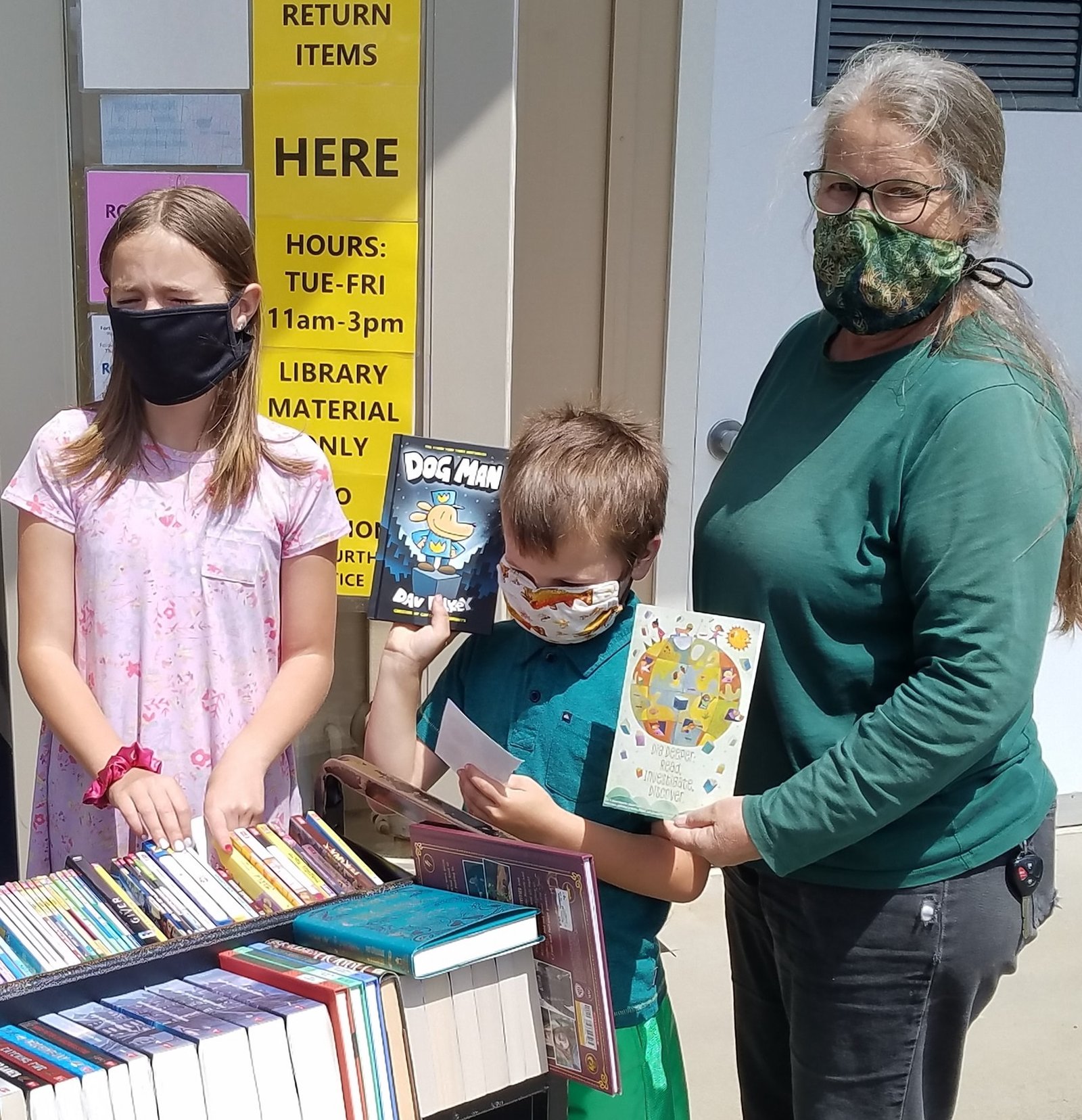 A Gallery of Summer Readers at Fort Bragg Library - Fort Bragg Library