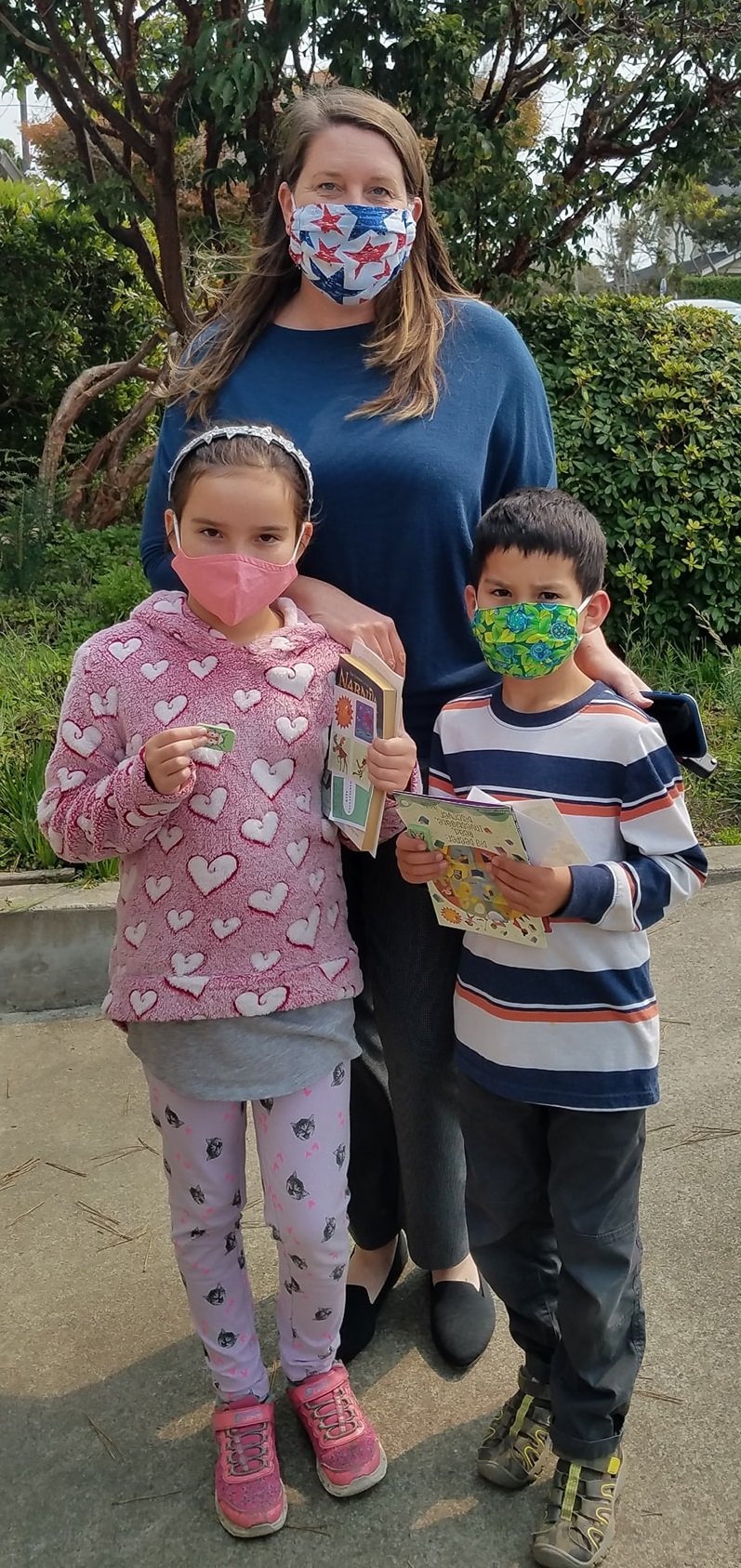 A Gallery of Summer Readers at Fort Bragg Library - Fort Bragg Library
